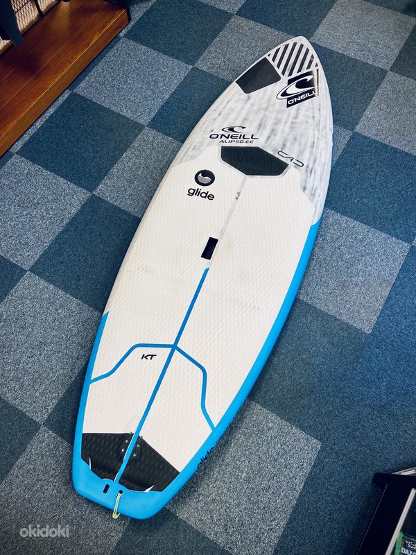 Aerulaud SUP Quatro Glide Pro 8’2, 120L - Tallinn, Surfamine – okidoki