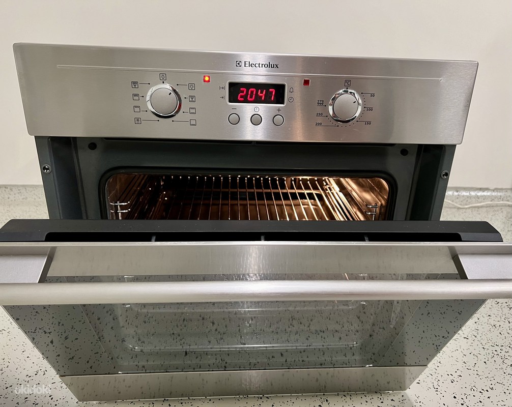 Продам качественную духовку Electrolux EOB33100x б/у. - Tallinn ...